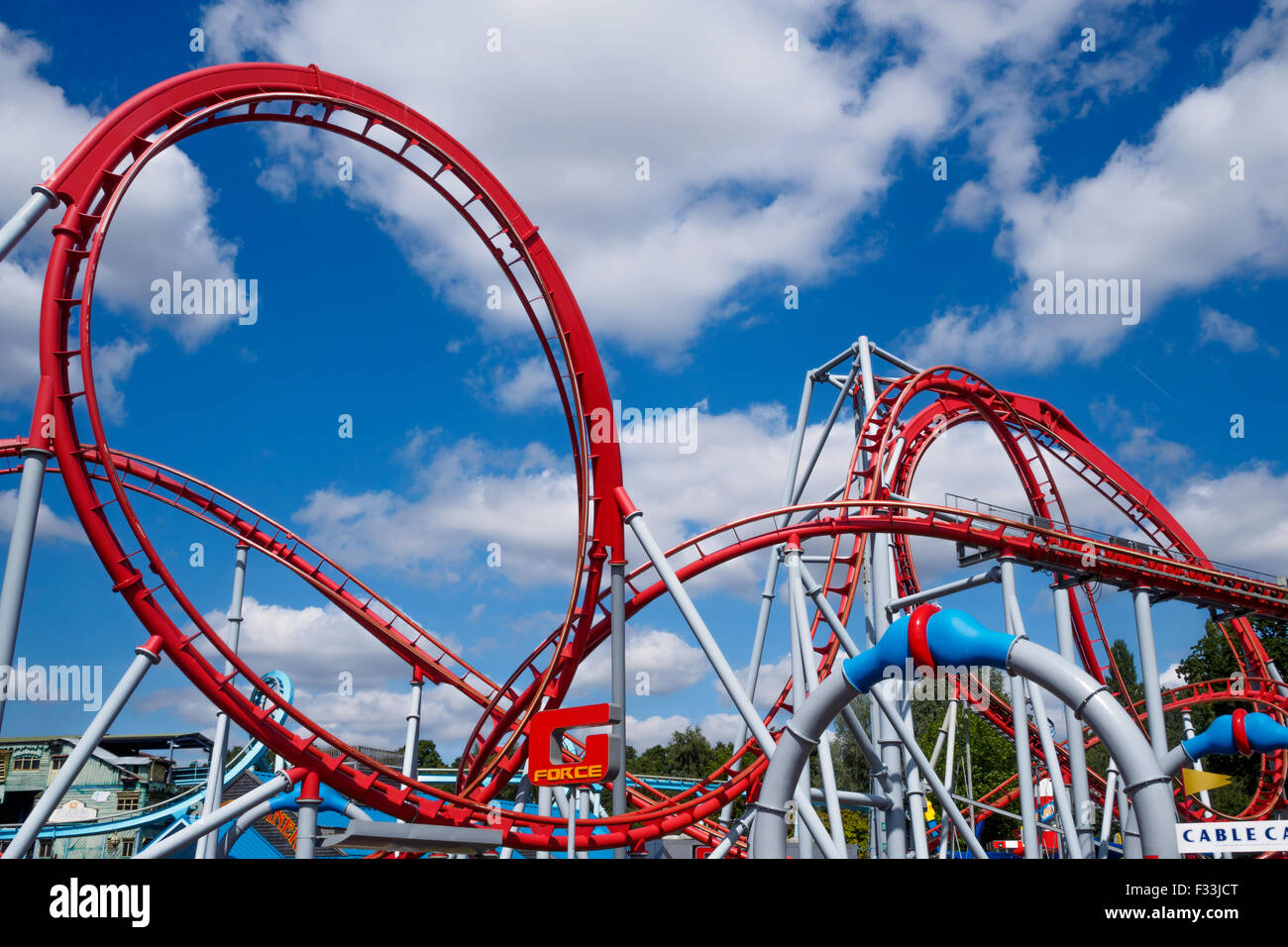 Le G-Force Rollercoaster ride à Drayton Manor Park, Drayton Bassett ...