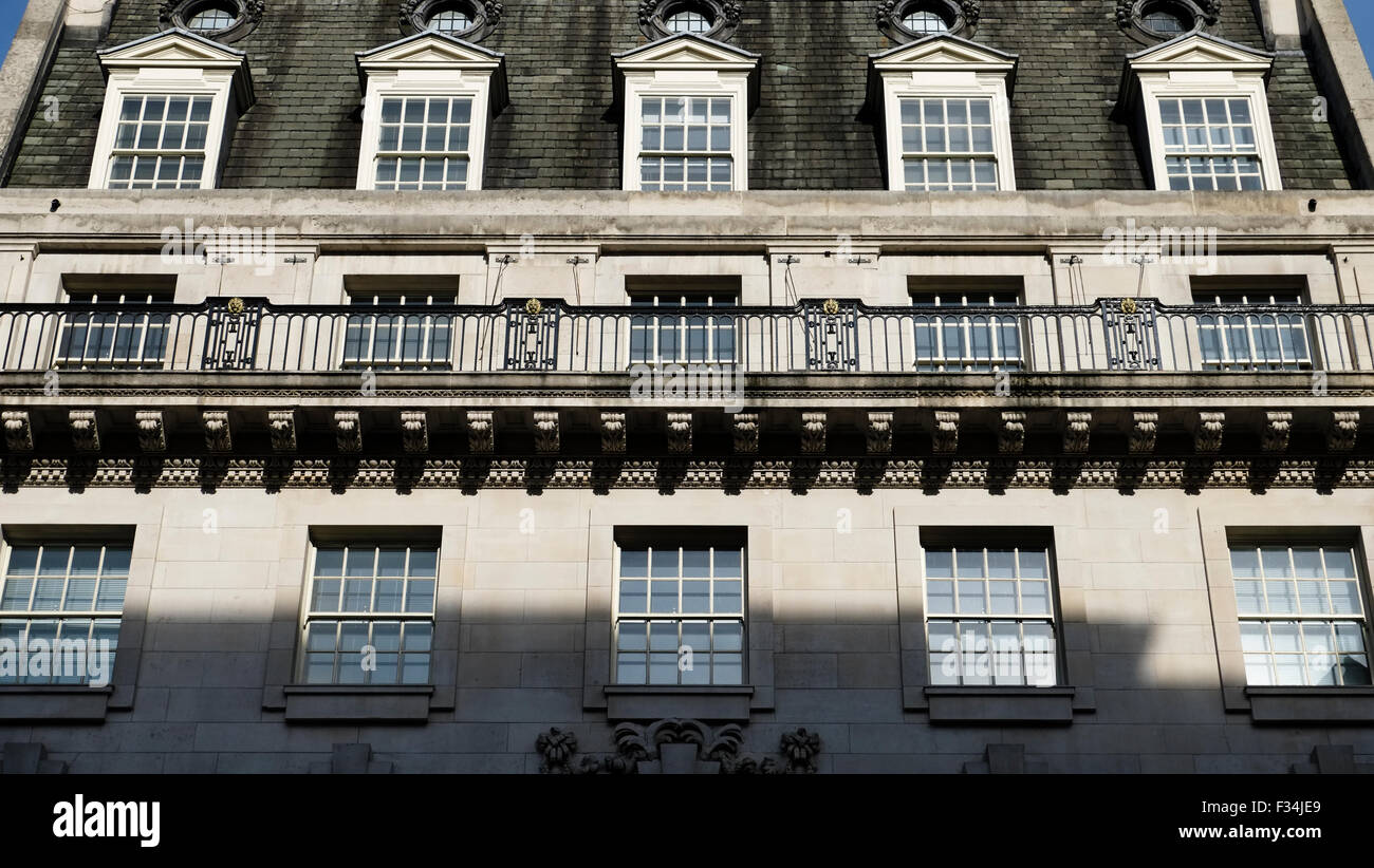 Toit Mansarde Banque d'image et photos - Alamy