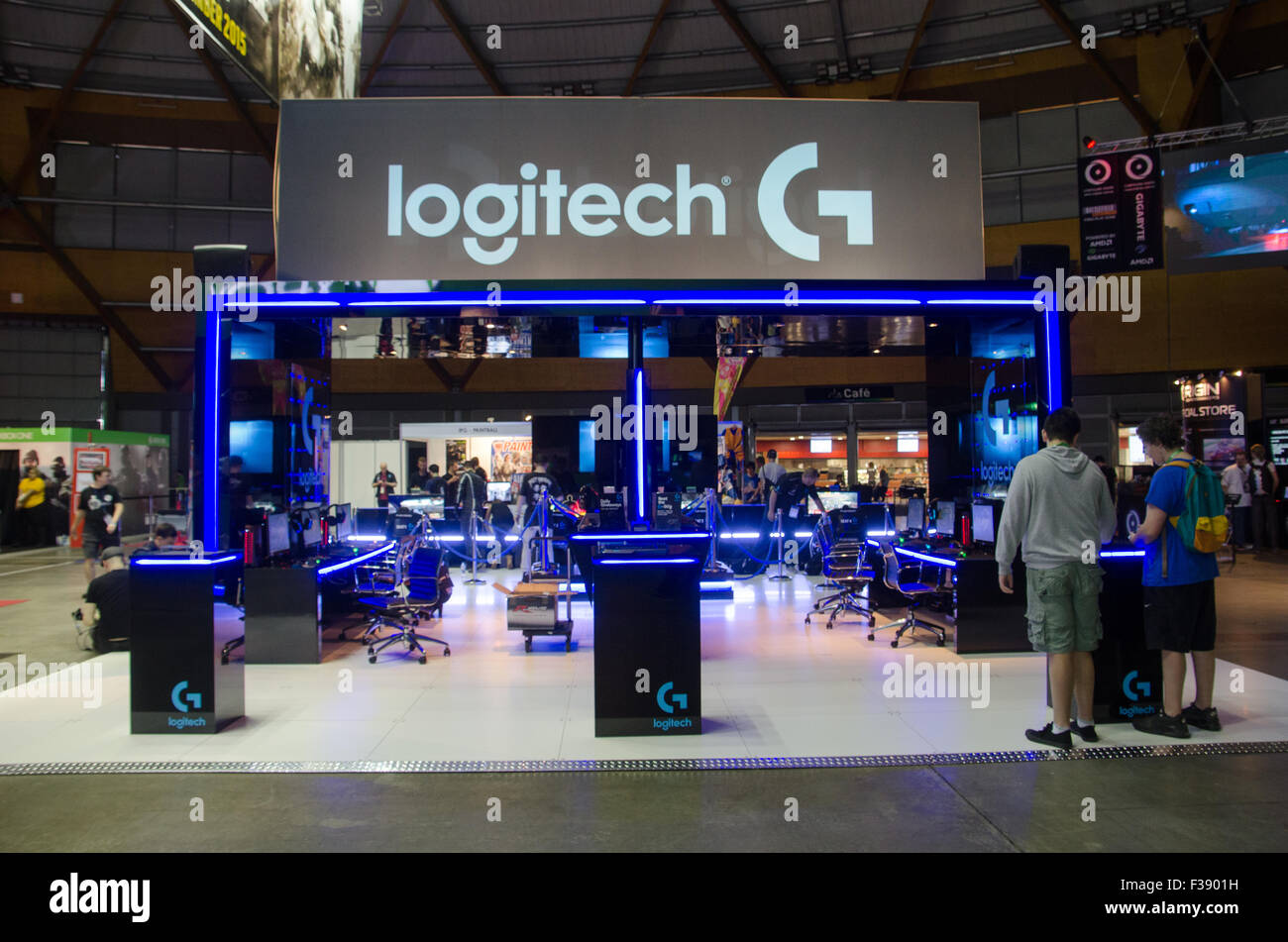 Stand logitech Banque de photographies et d’images à haute résolution ...