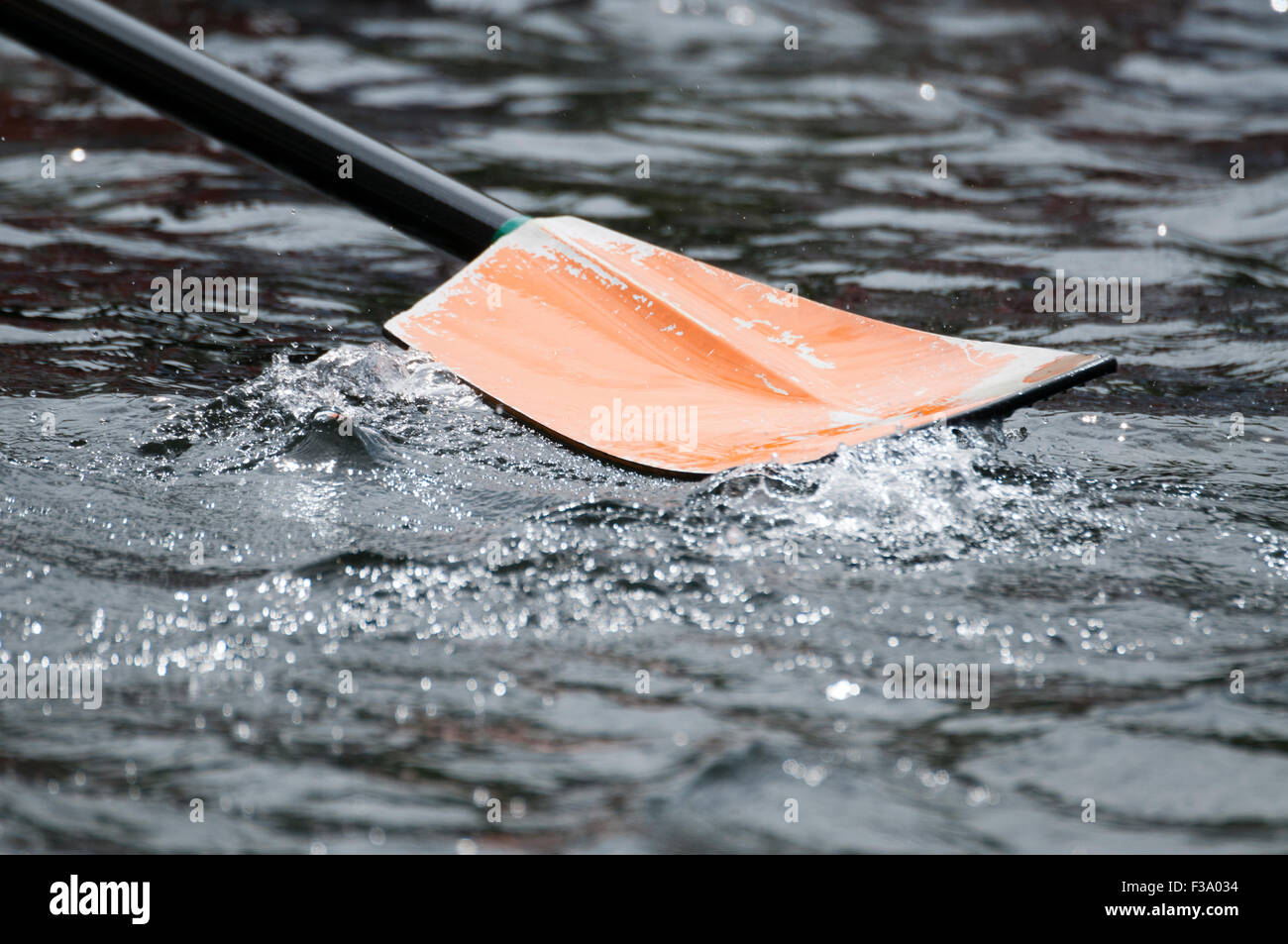 Rame de bateau Banque de photographies et d’images à haute résolution ...