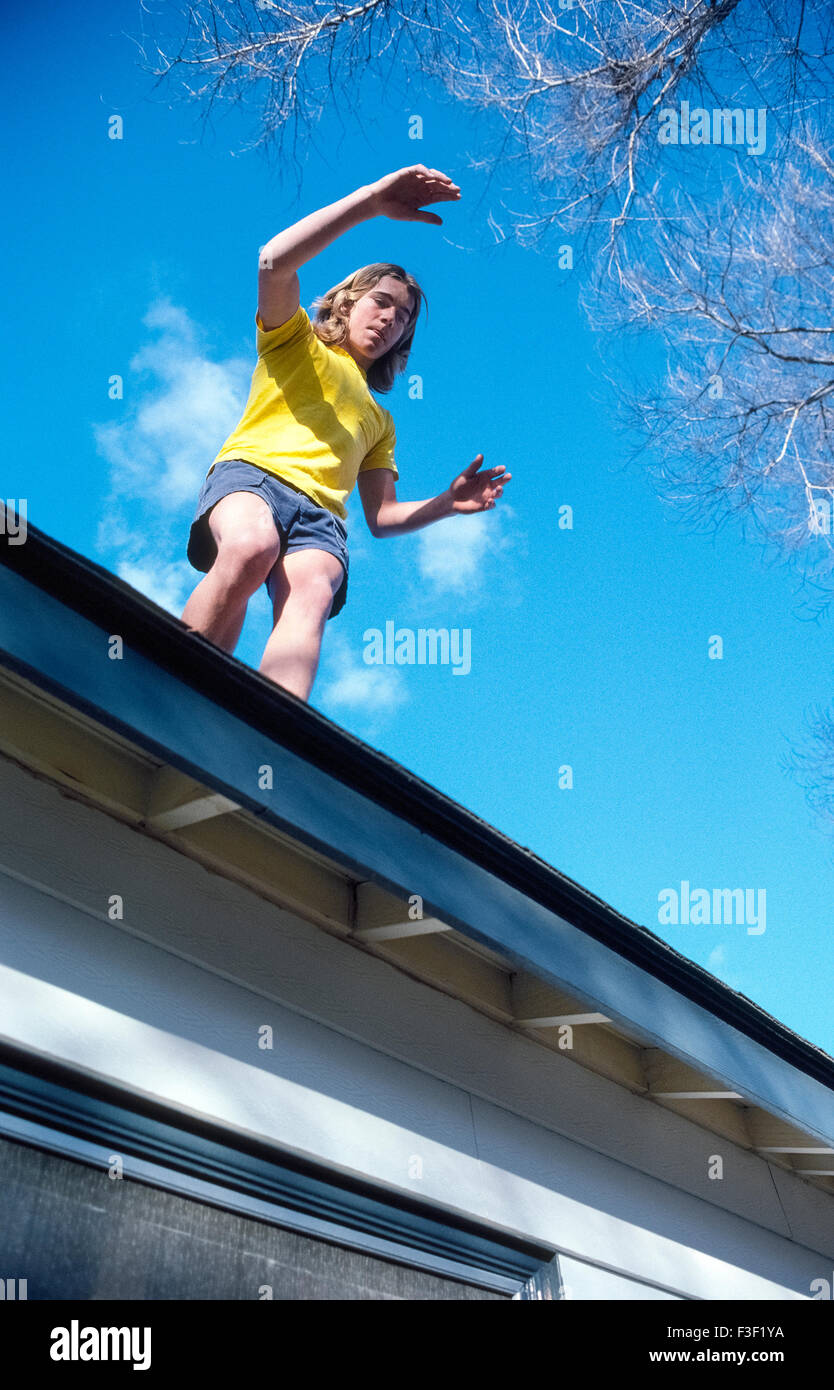 Seize ans, Reid Rondell pratiques pour son avenir en tant que cascadeur ...