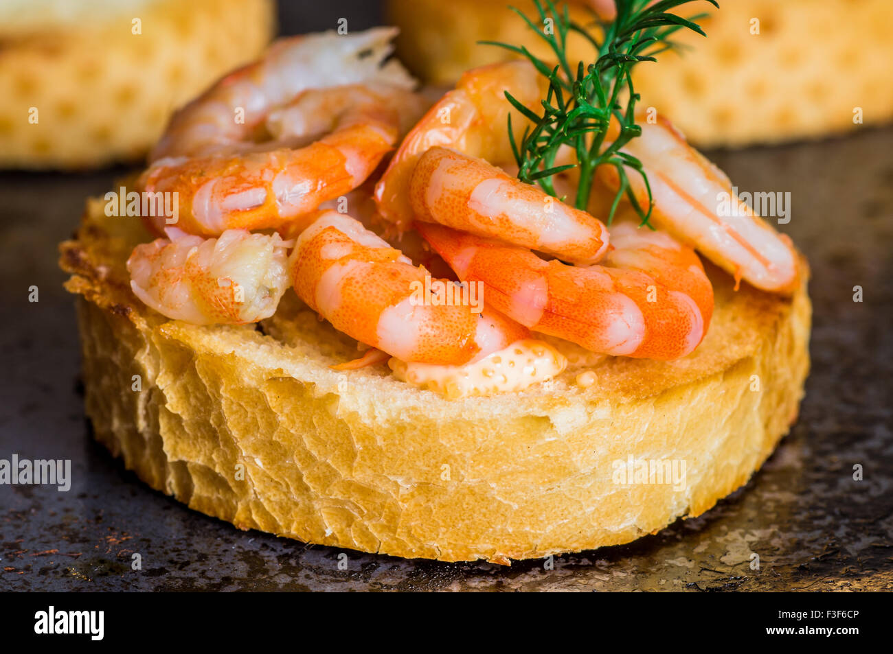 Tapas aux crevettes Banque de photographies et d’images à haute ...