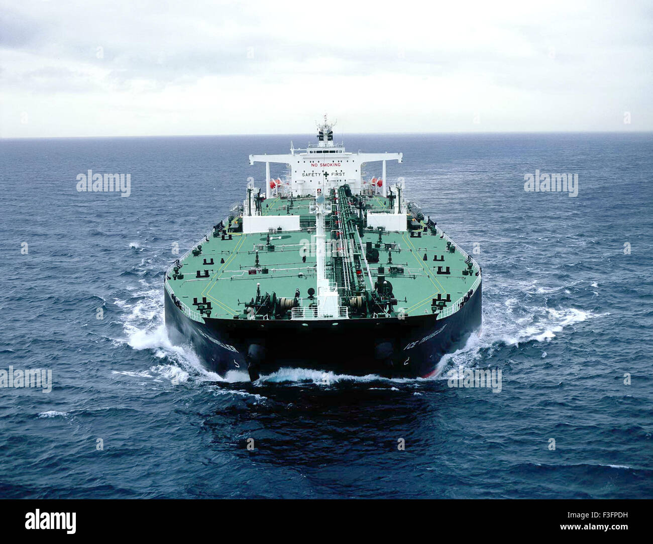 Ship oil tanker Banque de photographies et d’images à haute résolution ...