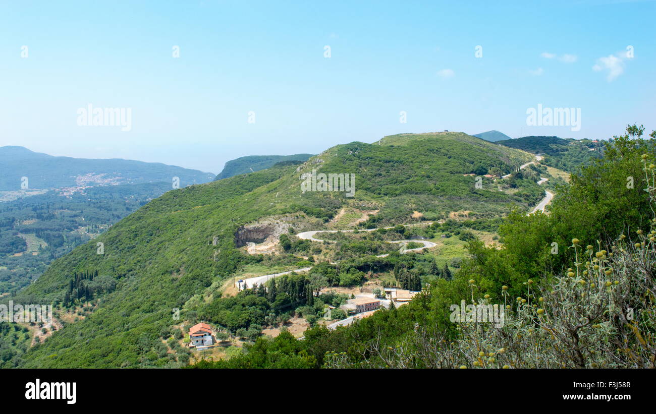 Chemin collines vue campagne piste Banque de photographies et d’images ...