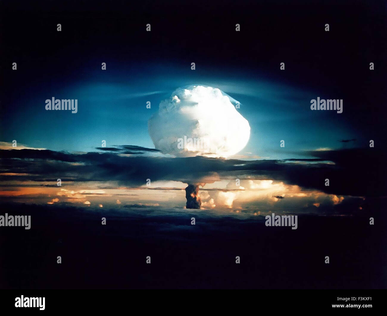 Atomic bomb Banque de photographies et d’images à haute résolution - Alamy