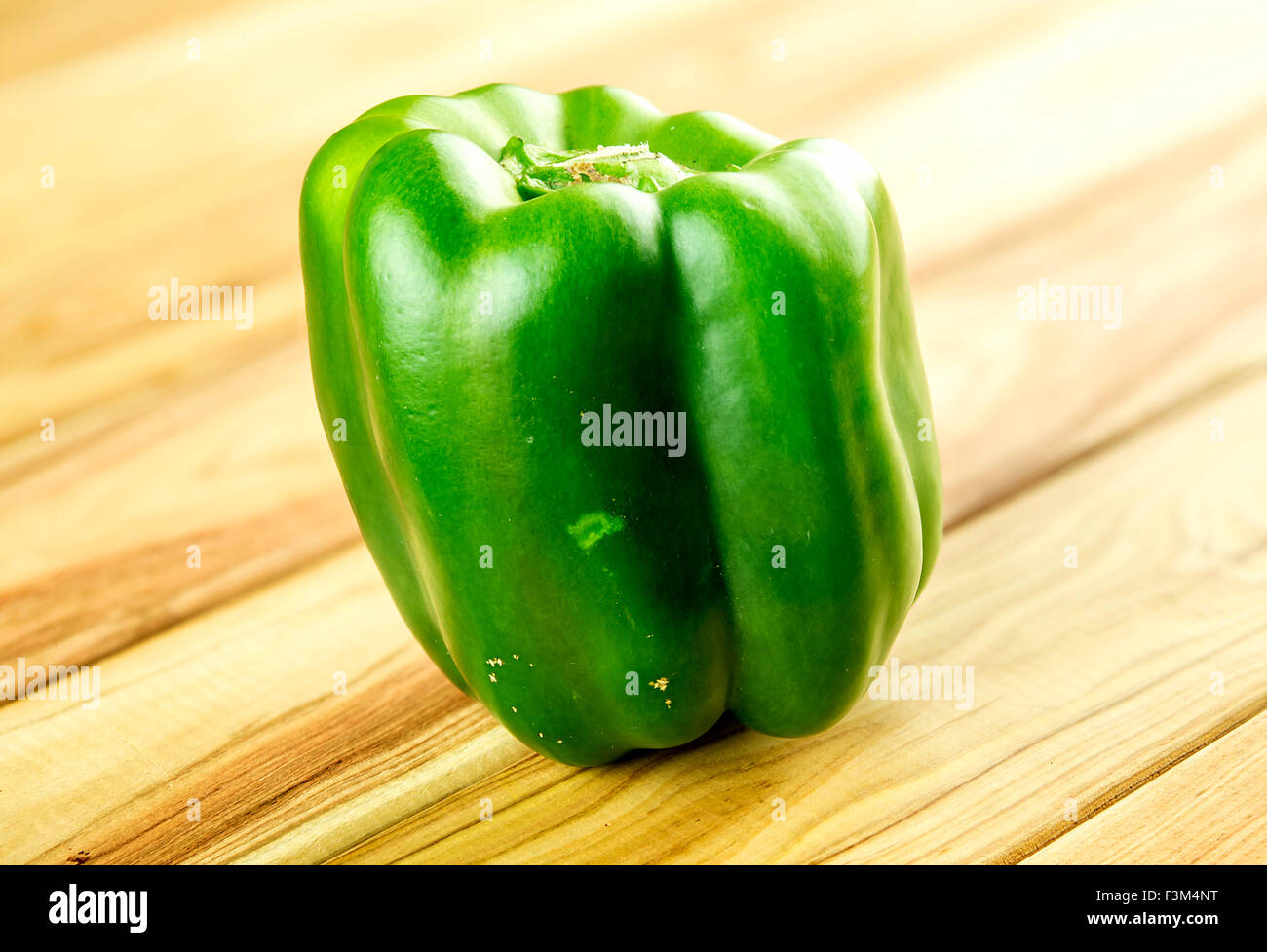 Petit poivron vert Banque de photographies et d’images à haute ...