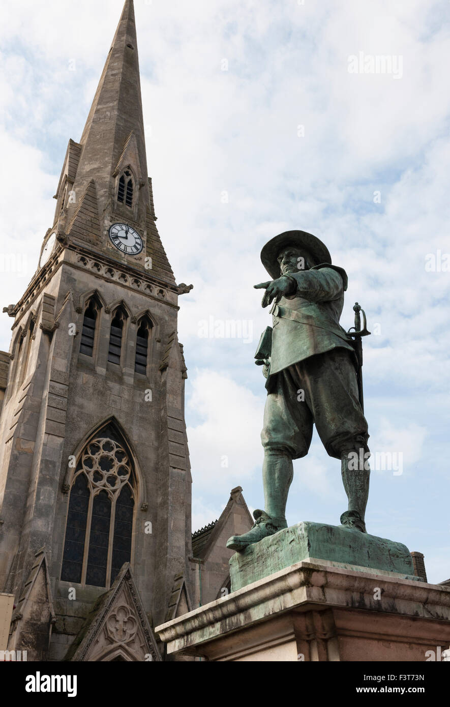 Oliver cromwell statue st ives Banque de photographies et d’images à ...