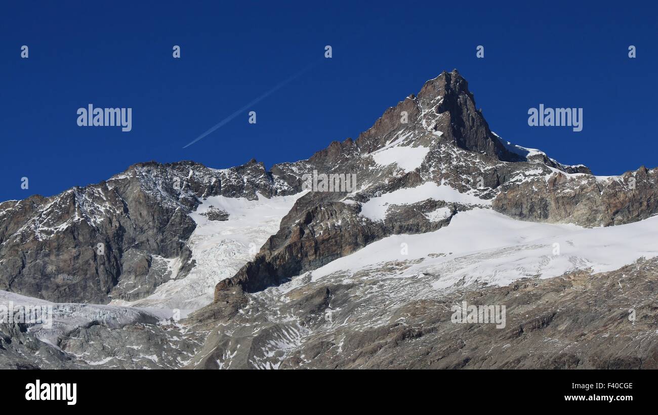 Le zinalrothorn Banque de photographies et d’images à haute résolution ...