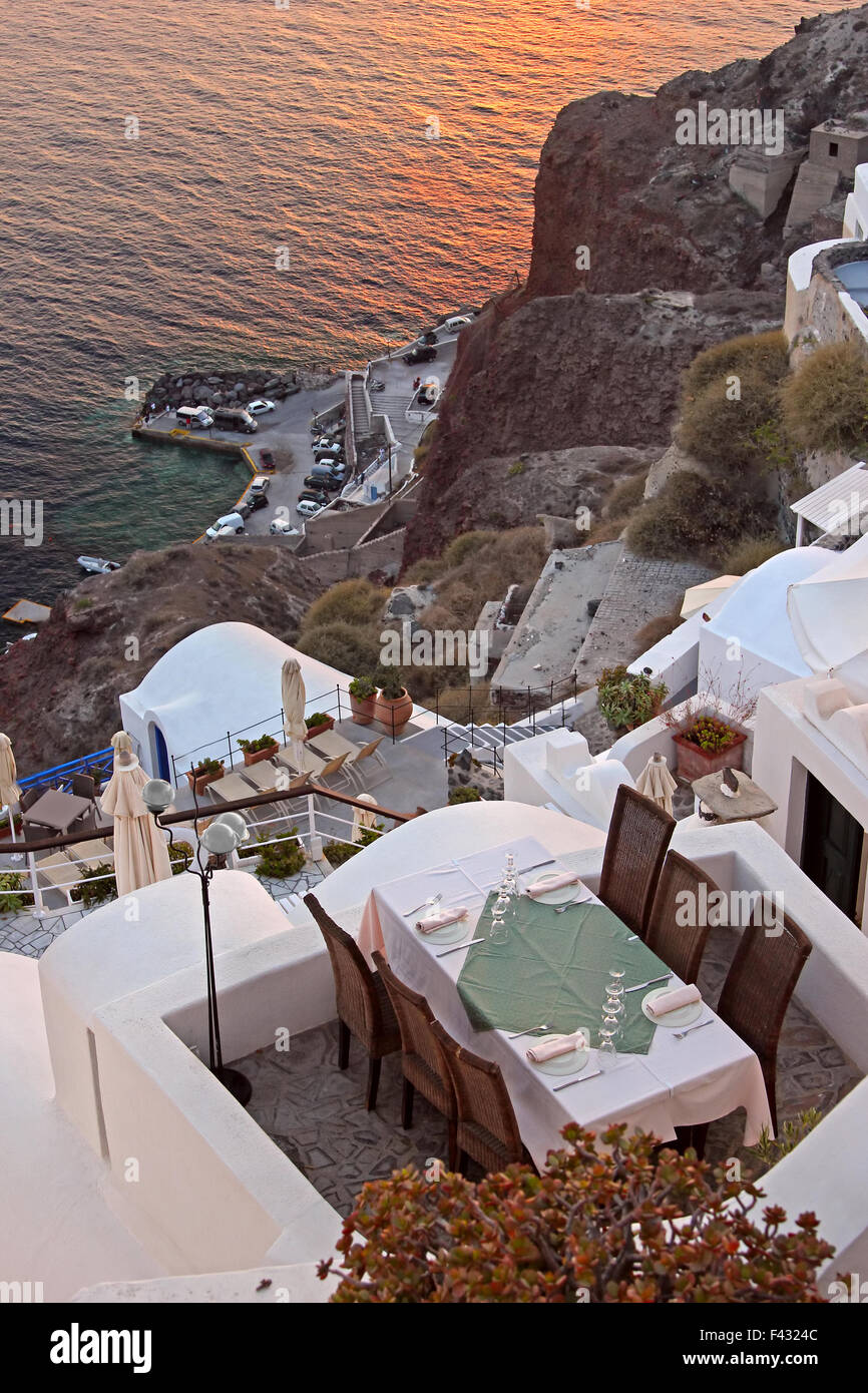 Terrasse au bord de la mer Banque de photographies et d’images à haute ...