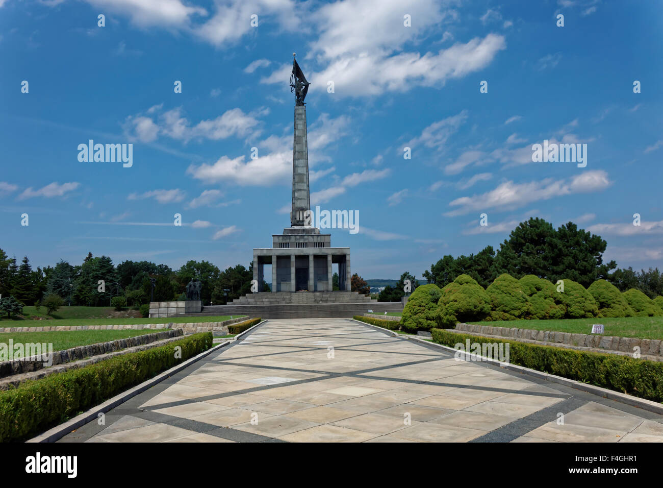 Monument commémoratif de slavin et cimetière militaire Banque de ...