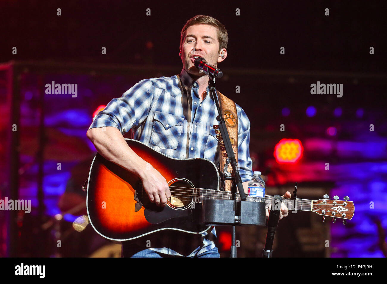 Country music singer Banque de photographies et d’images à haute ...