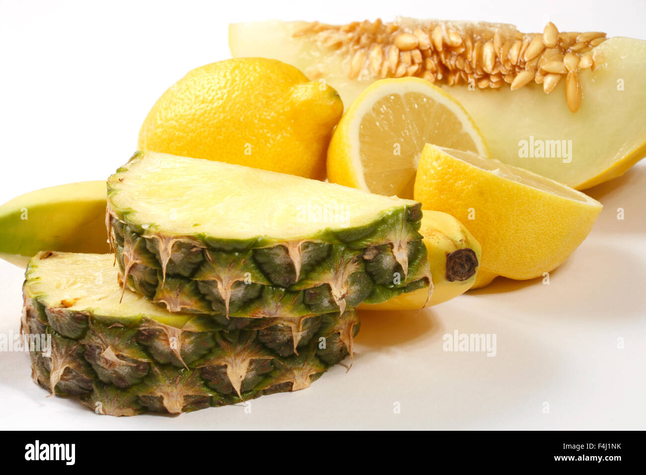 Fruit jaune Banque de photographies et d’images à haute résolution - Alamy