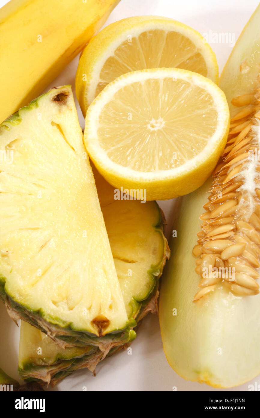 Fruit jaune Banque de photographies et d’images à haute résolution - Alamy