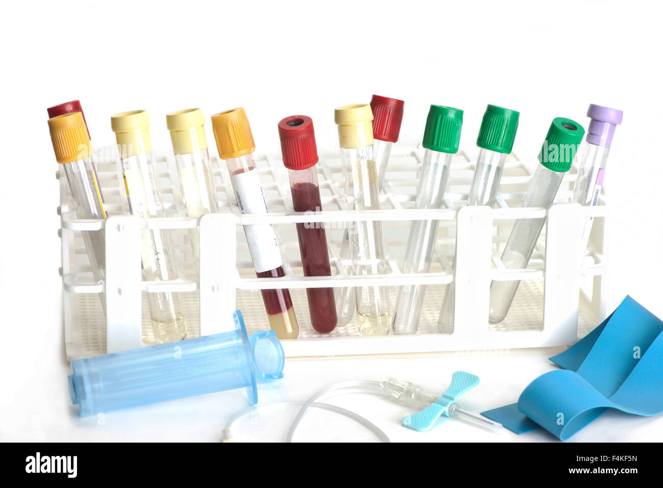 Tubes de prélèvement sanguin Banque d'images détourées - Alamy