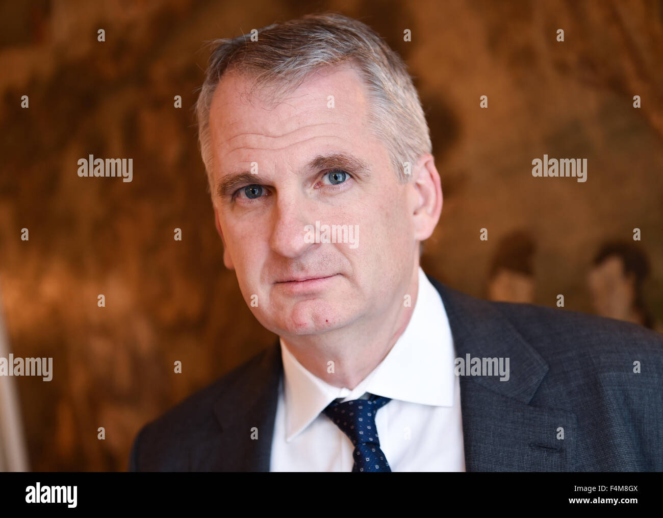 Timothy snyder Banque de photographies et d’images à haute résolution ...