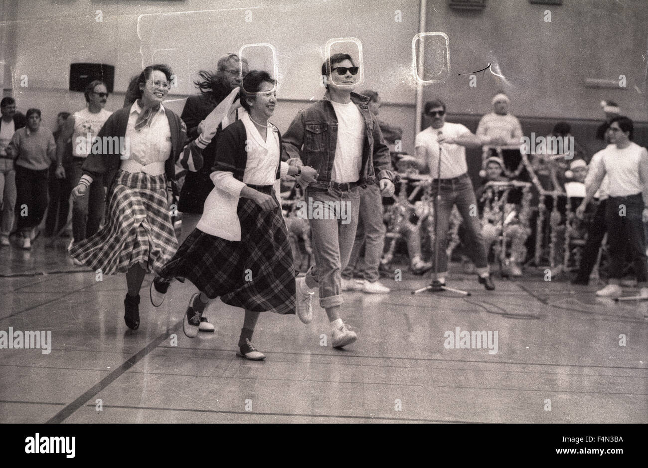 Vêtements des années 1980 Banque de photographies et d’images à haute ...