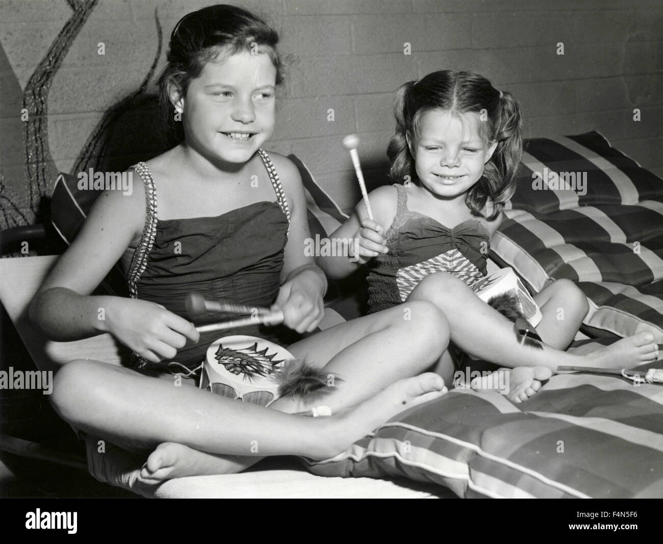 Rebecca et Yasmin, fille de Rita Hayworth, actrice, USA Photo Stock - Alamy
