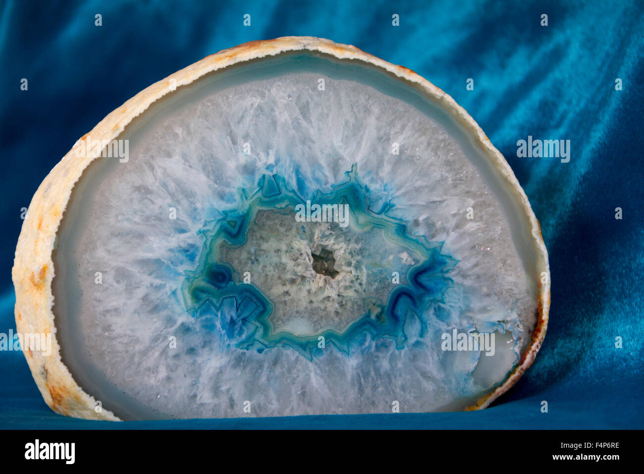 Agate bleue Banque de photographies et d’images à haute résolution - Alamy