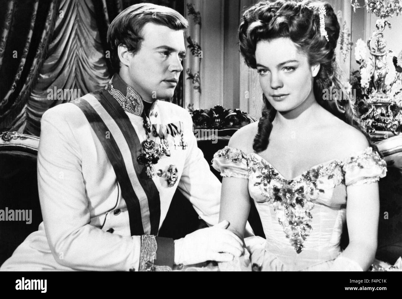 Romy schneider as sissi film title sissi Banque de photographies et d’images à haute résolution ...