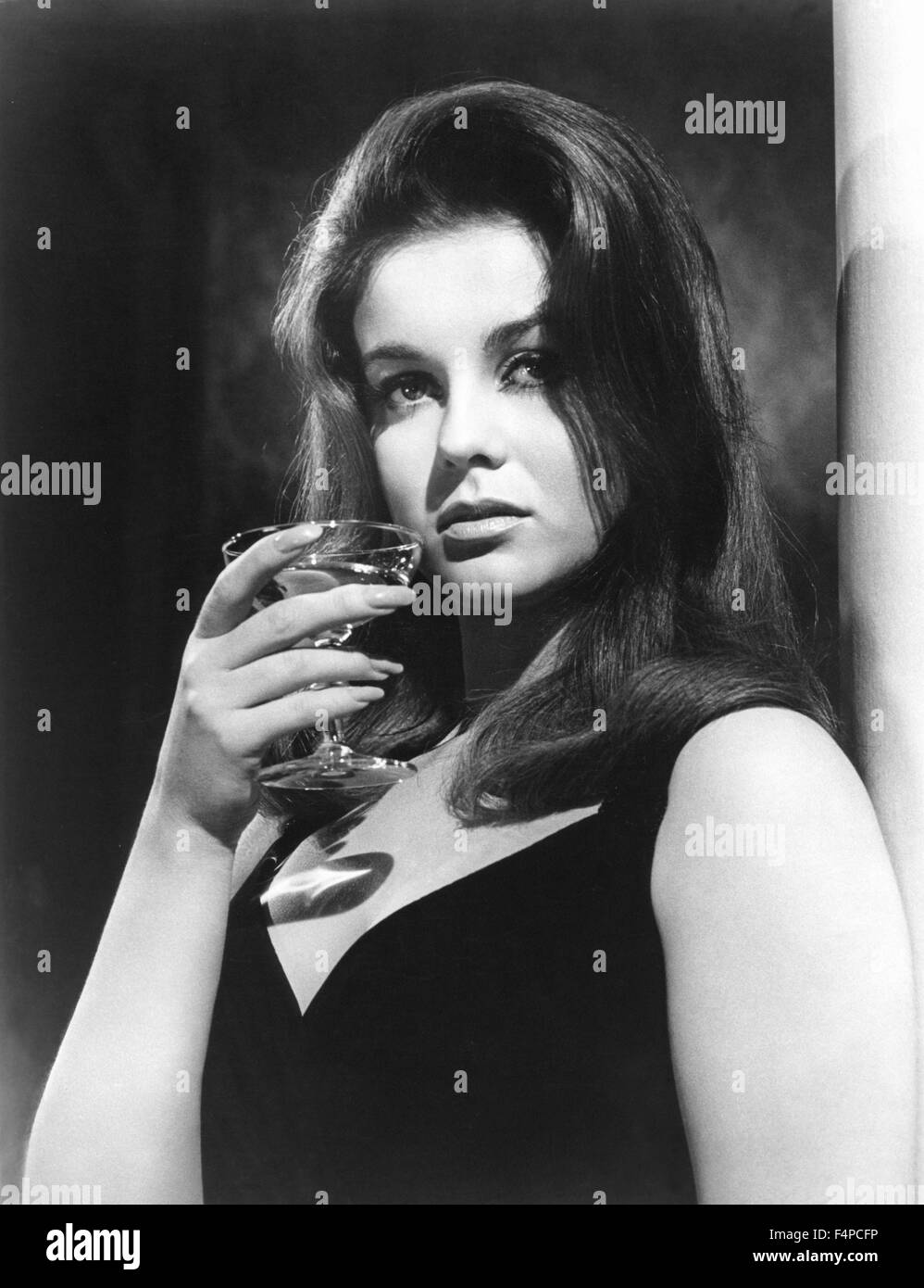 Ann margret cincinnati kid 1965 Banque de photographies et d’images à ...