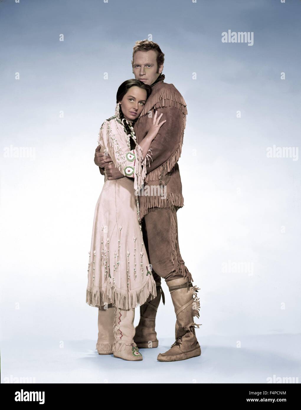 Donna Reed, Charlton Heston / l'Extrême Horizons 1955 réalisé par ...