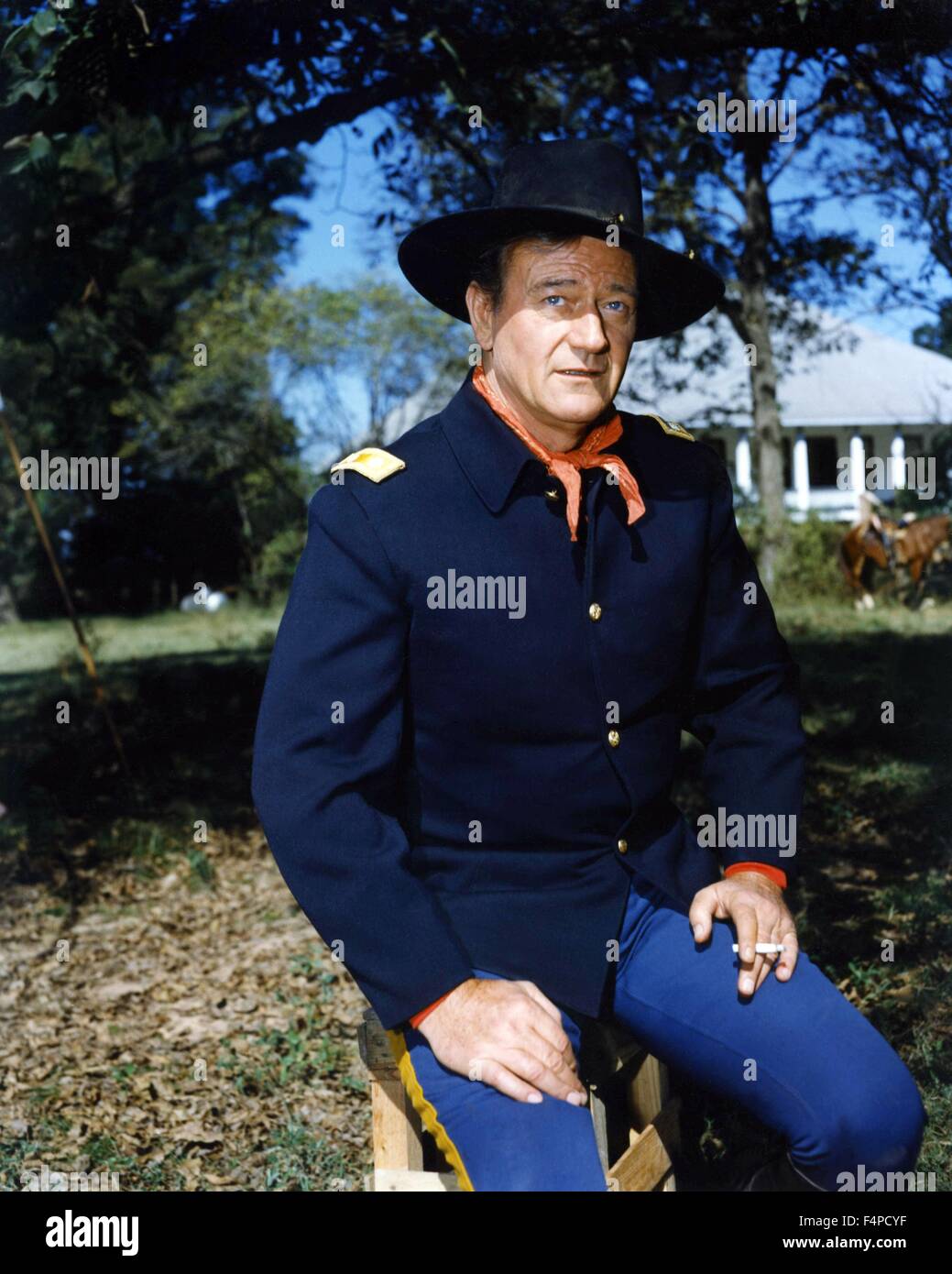John wayne horse soldiers 1959 Banque de photographies et d’images à ...