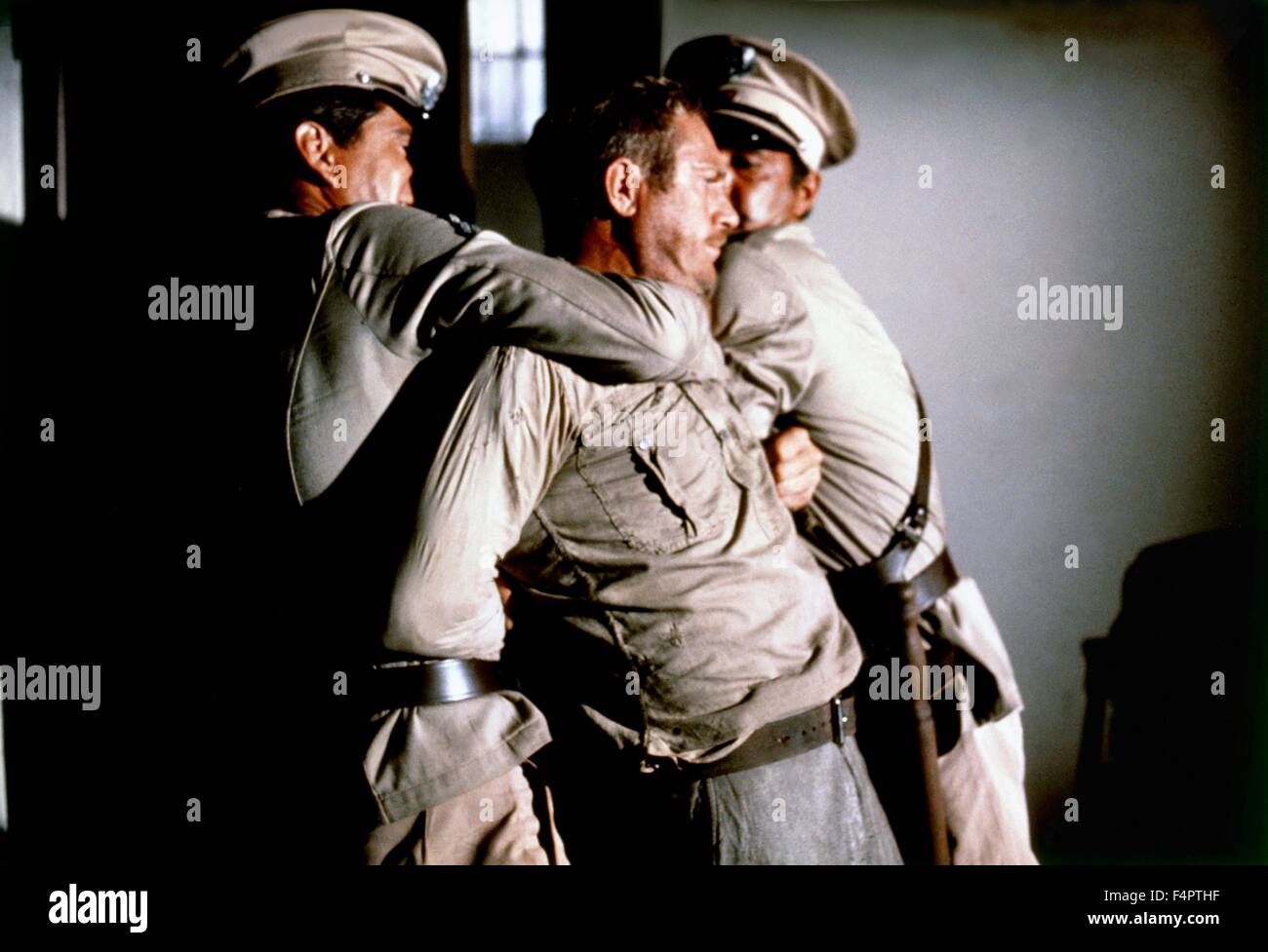 Papillon 1973 steve mcqueen Banque de photographies et d’images à haute ...