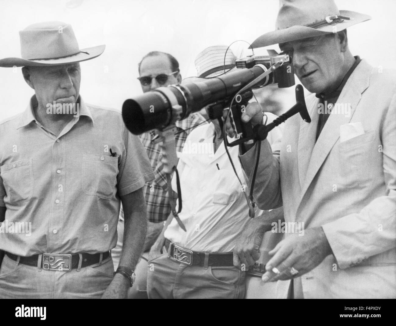 Hatari film Banque de photographies et d’images à haute résolution - Alamy