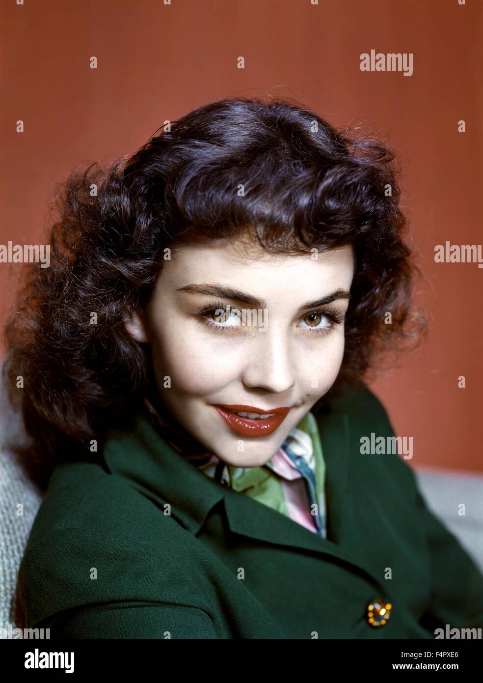 Jennifer jones portrait Banque de photographies et d’images à haute ...