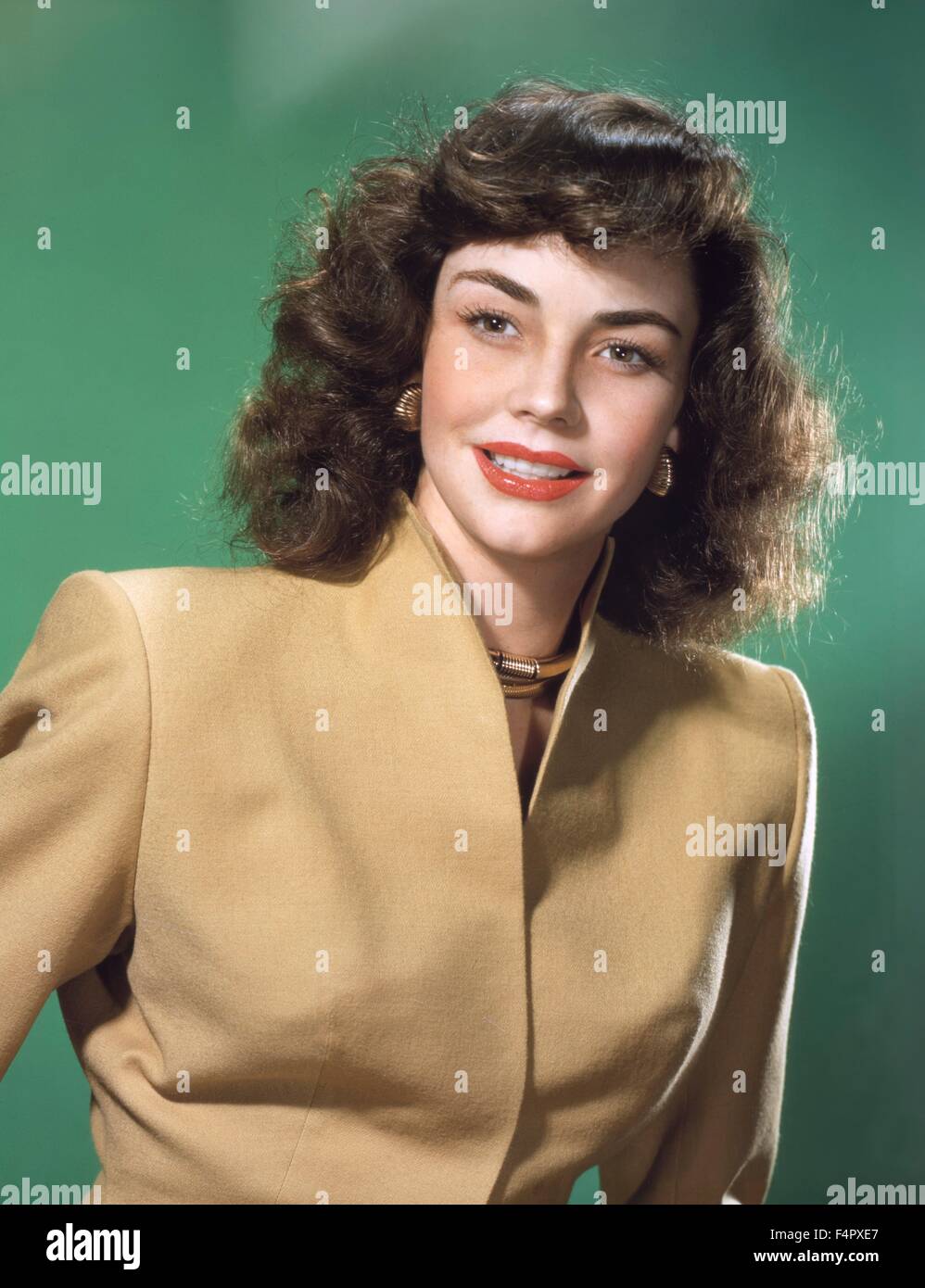 Jennifer jones portrait Banque de photographies et d’images à haute ...