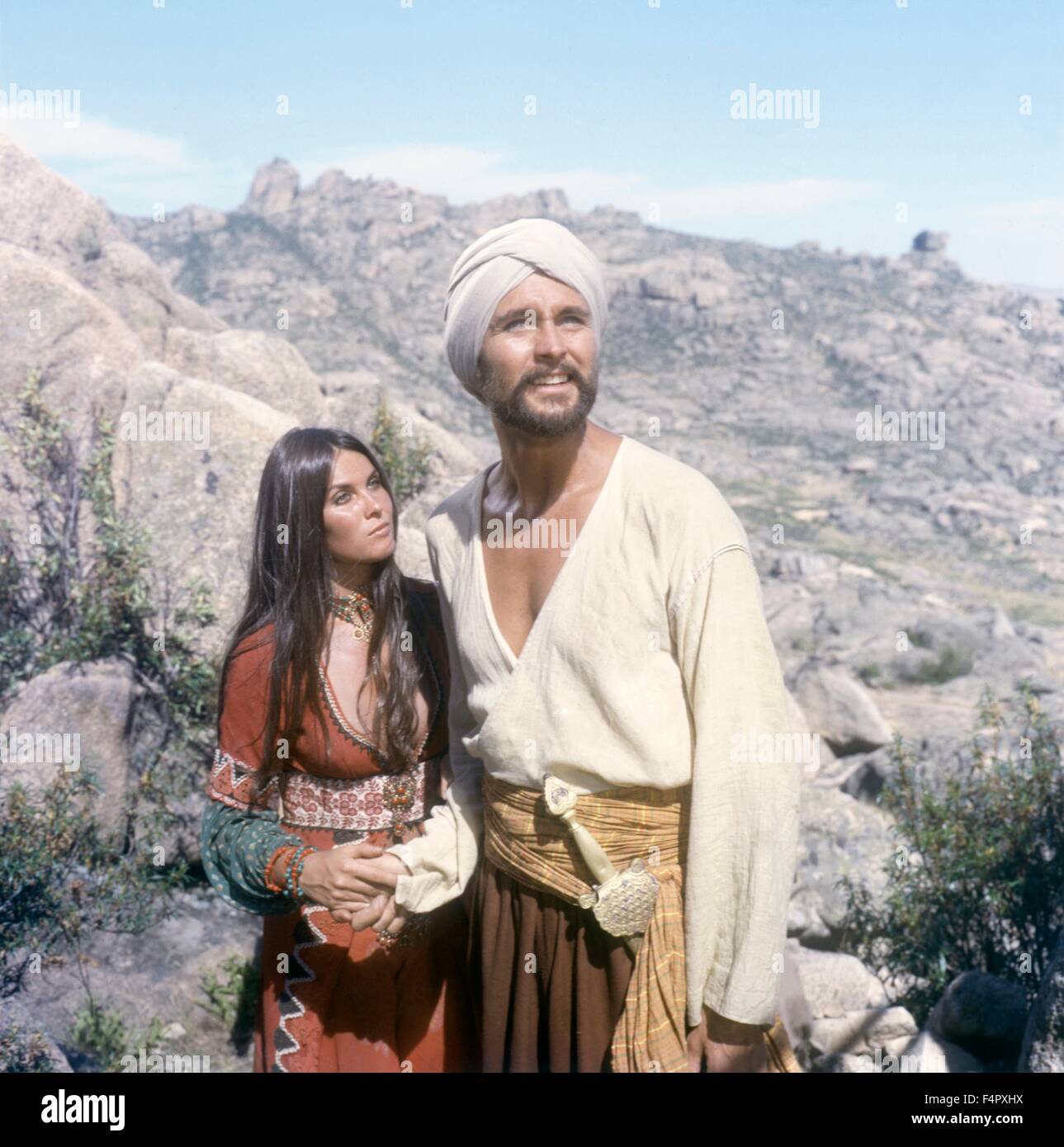 Caroline munro director Banque de photographies et d’images à haute ...
