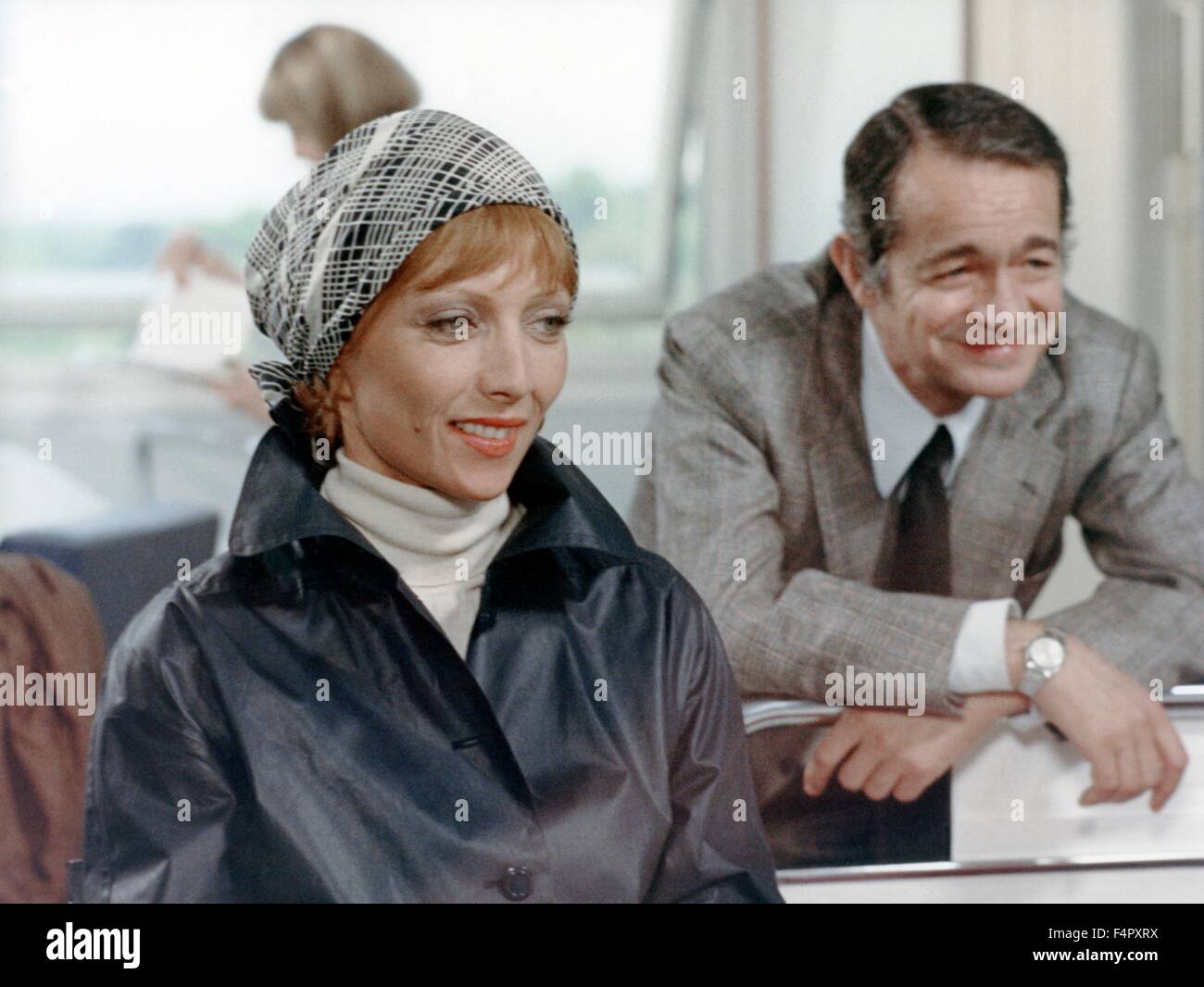 Stéphane Audran et Serge Reggiani / Vincent, François, Paul... et les ...