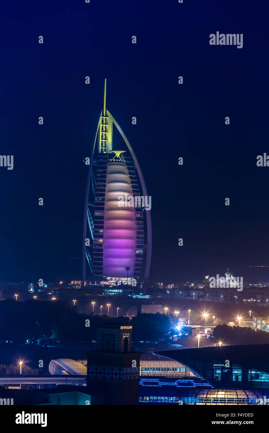 Uae seven stars luxury hotel burj al arab Banque de photographies et d ...