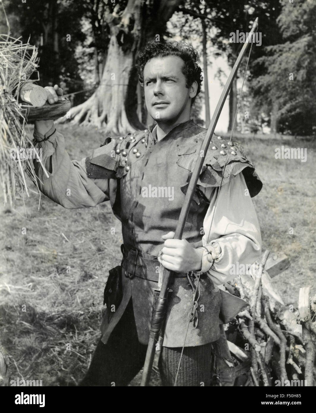 L'acteur Richard Greene dans une scène du film 'word' de la forêt de ...