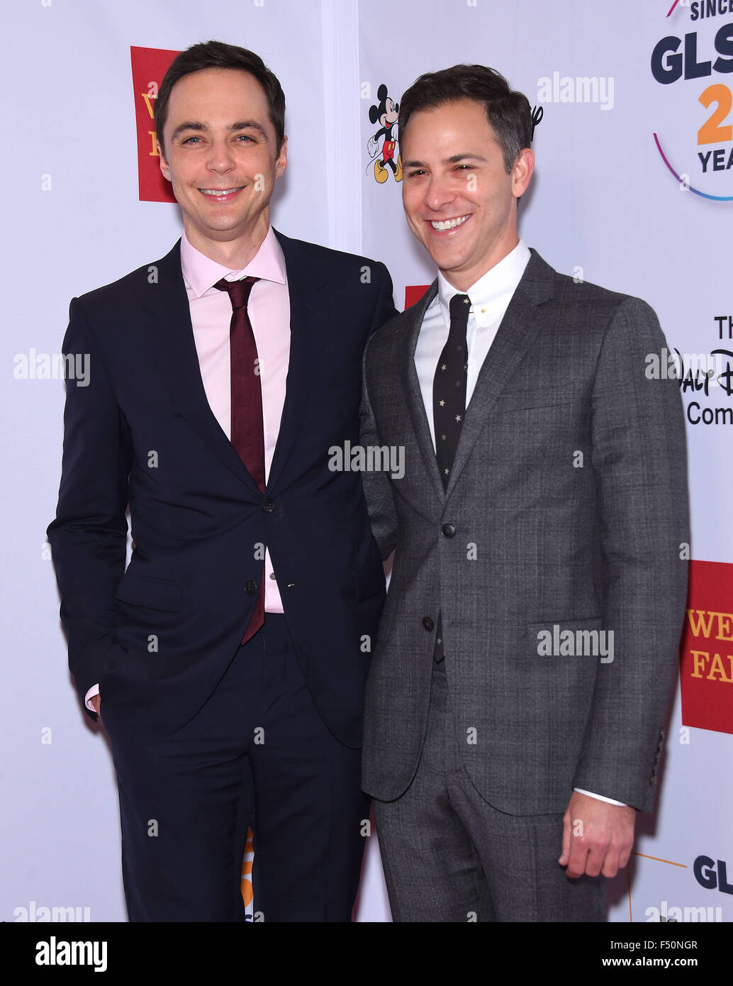 Jim parsons and todd spiewak Banque de photographies et d’images à ...