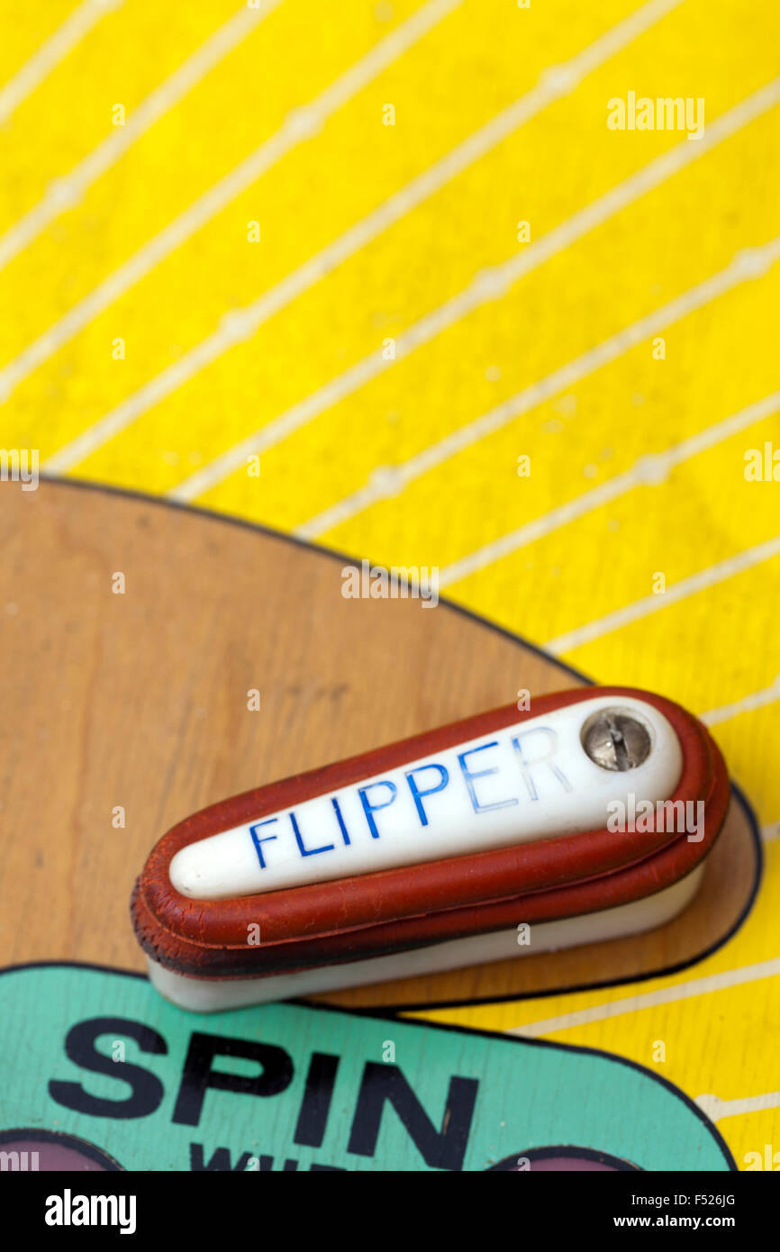 Old pinball machine Banque de photographies et d’images à haute ...