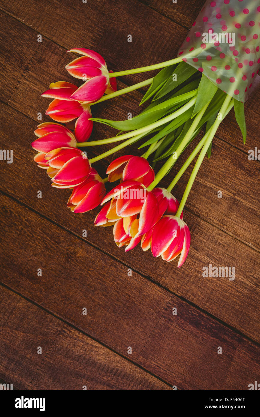 Bouquet de fleurs rouges Banque de photographies et d’images à haute ...