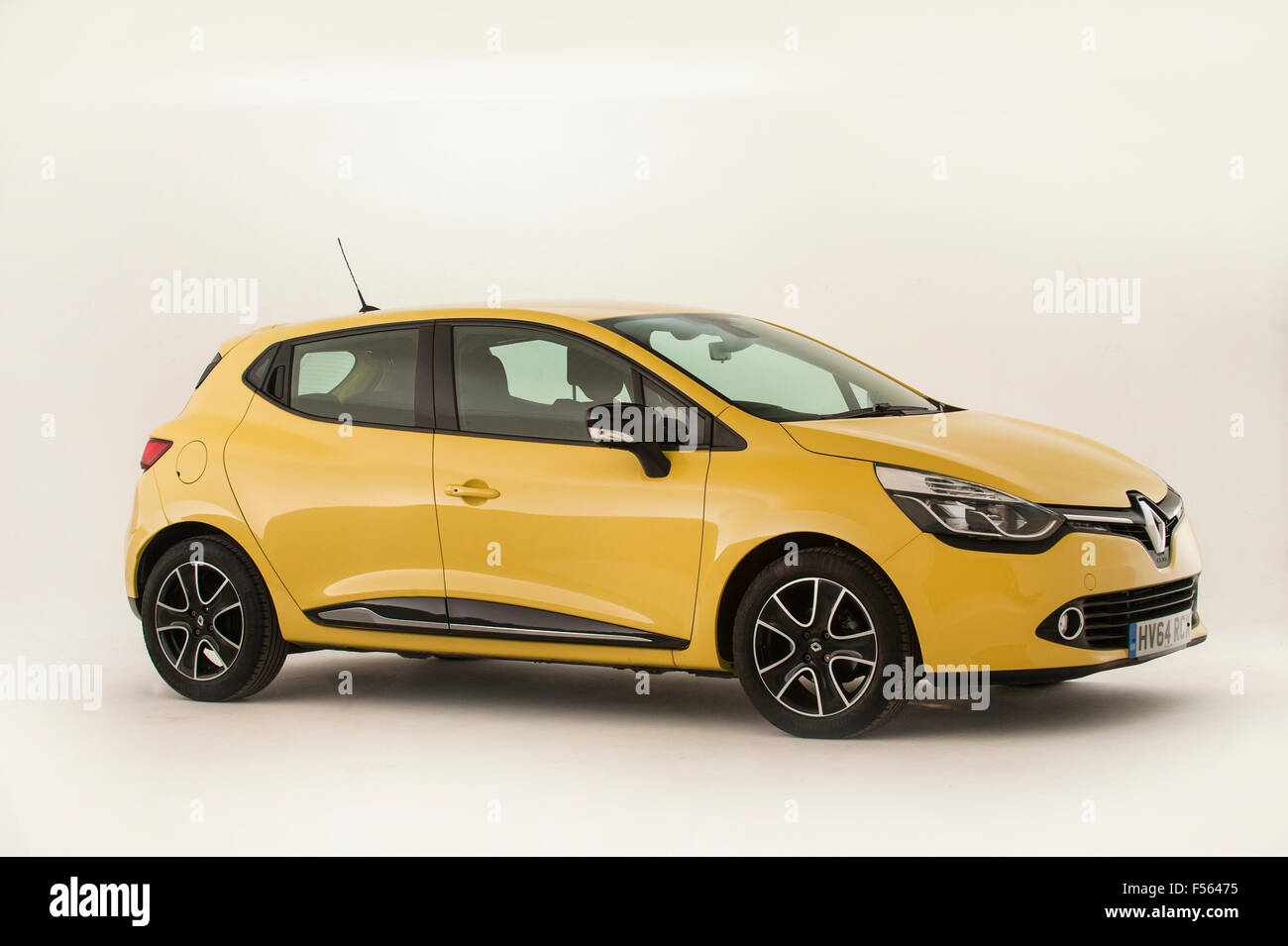 Renault jaune Banque de photographies et d’images à haute résolution ...