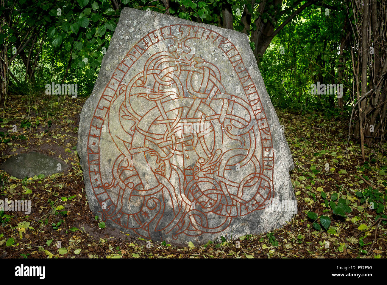Pierre runique Banque de photographies et d’images à haute résolution ...