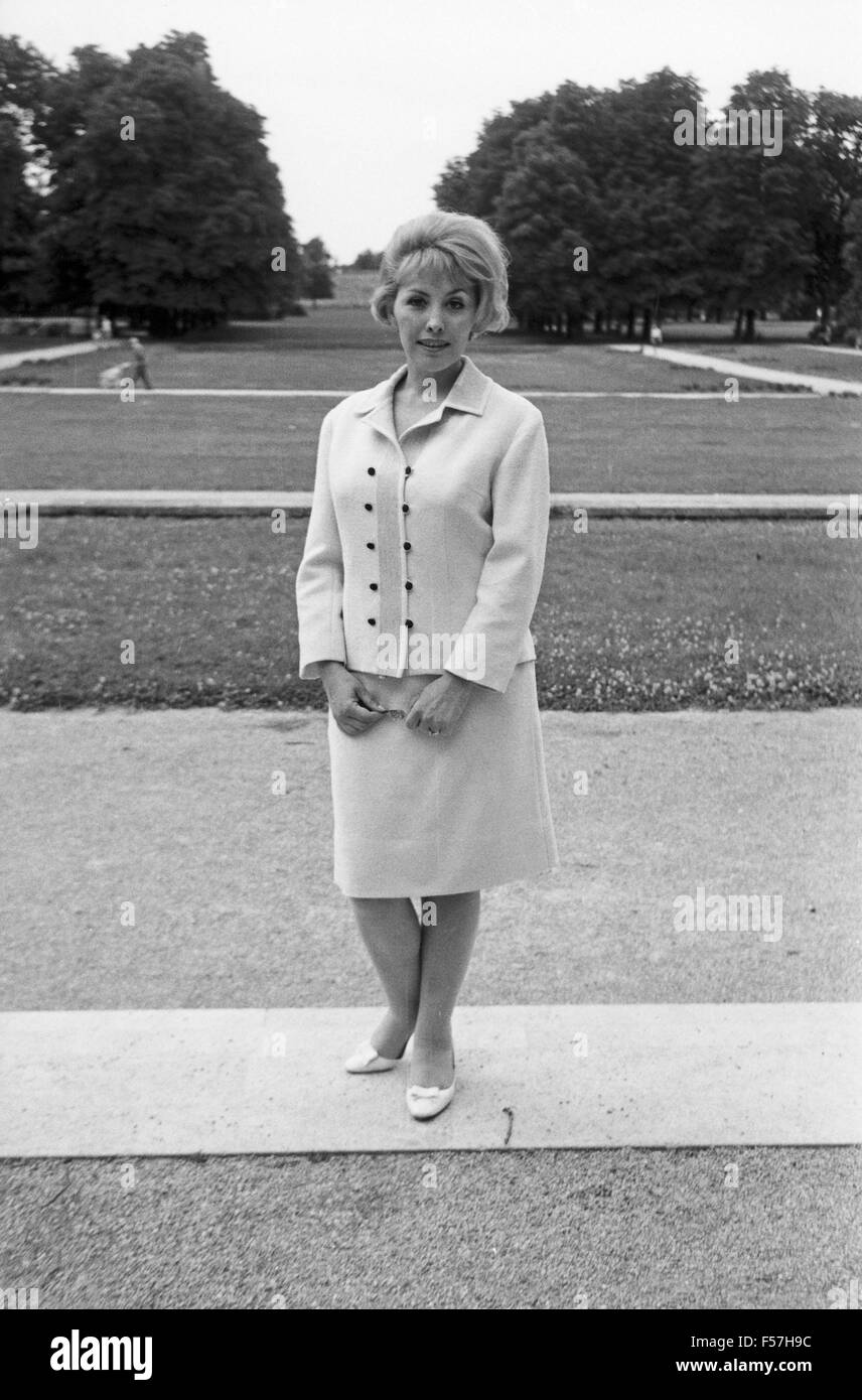 Schlagersängerin Homonnay Deutsche Eva à München, Deutschland 1960 er ...