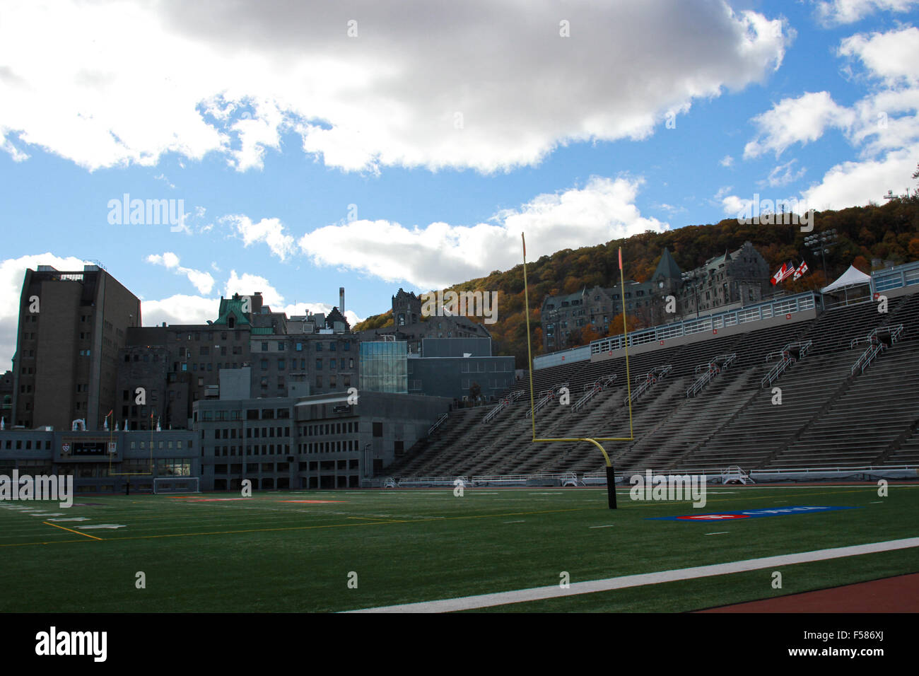 Stade molson Banque de photographies et d’images à haute résolution - Alamy