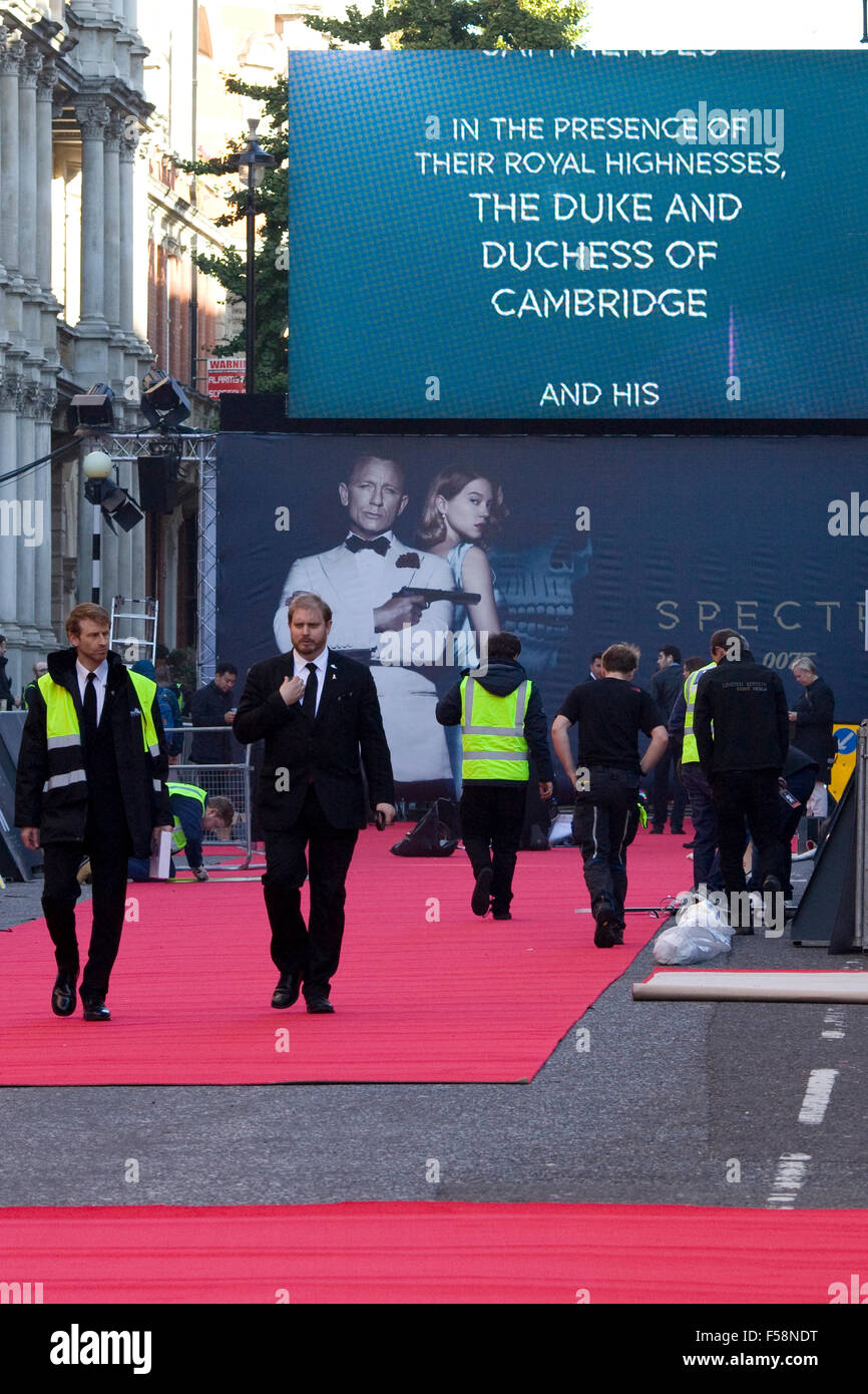 Movie poster james bond spectre Banque de photographies et d’images à ...