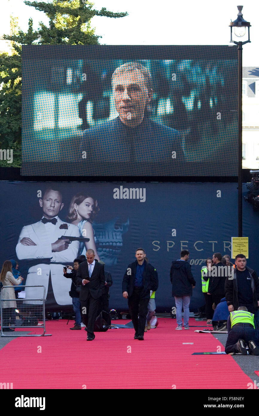 James bond movie poster spectre Banque de photographies et d’images à ...