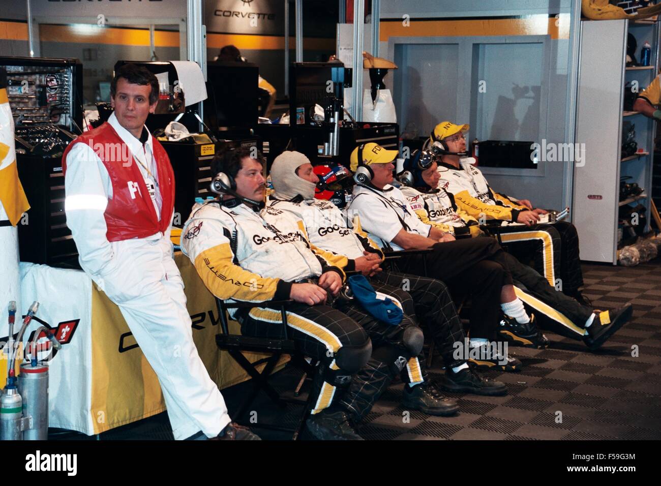 Morgan Aero 8 dans la voiture de course livrée jaune outils dewalt ...