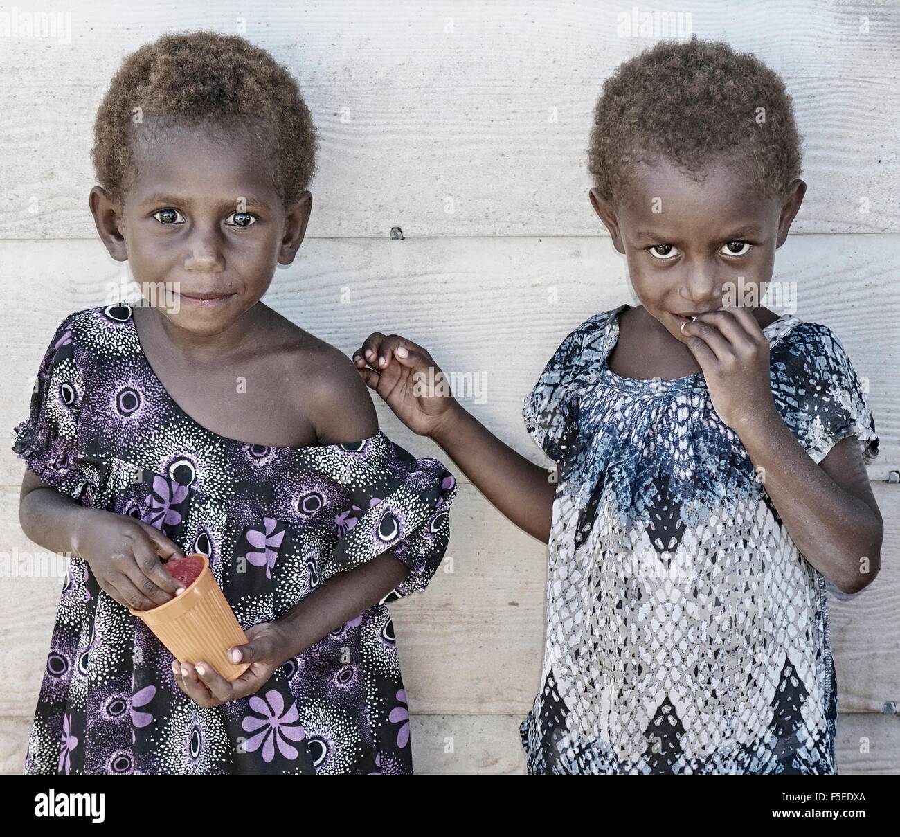Les enfants autochtones de l'île de Rabaul PNG Matupit Photo Stock - Alamy