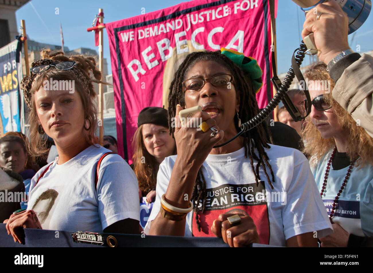 Marcia Rigg ( soeur de Sean Rigg ) et Jo Orchard (sœur de Thomas). qui ...