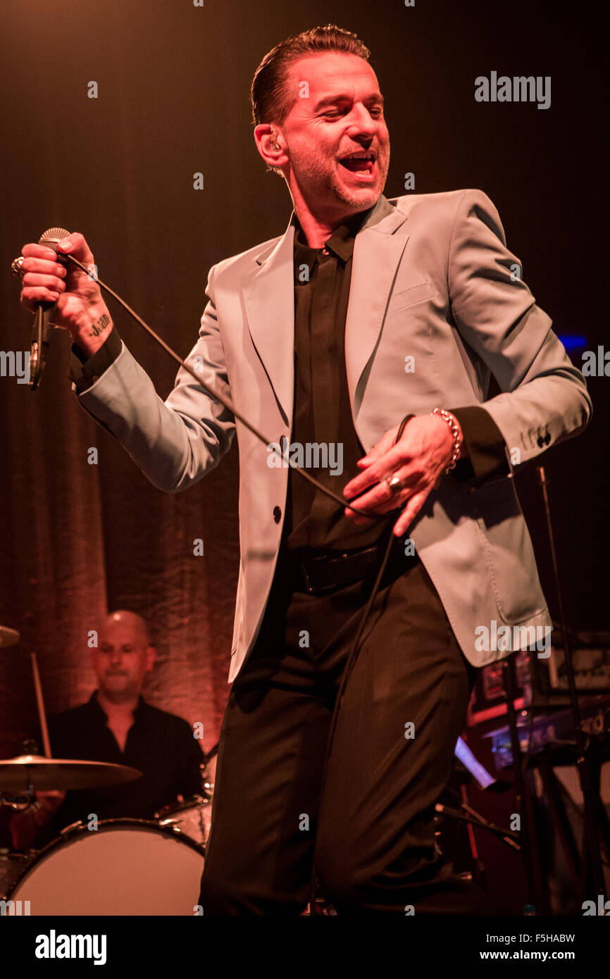 Dave gahan Banque de photographies et d’images à haute résolution - Alamy