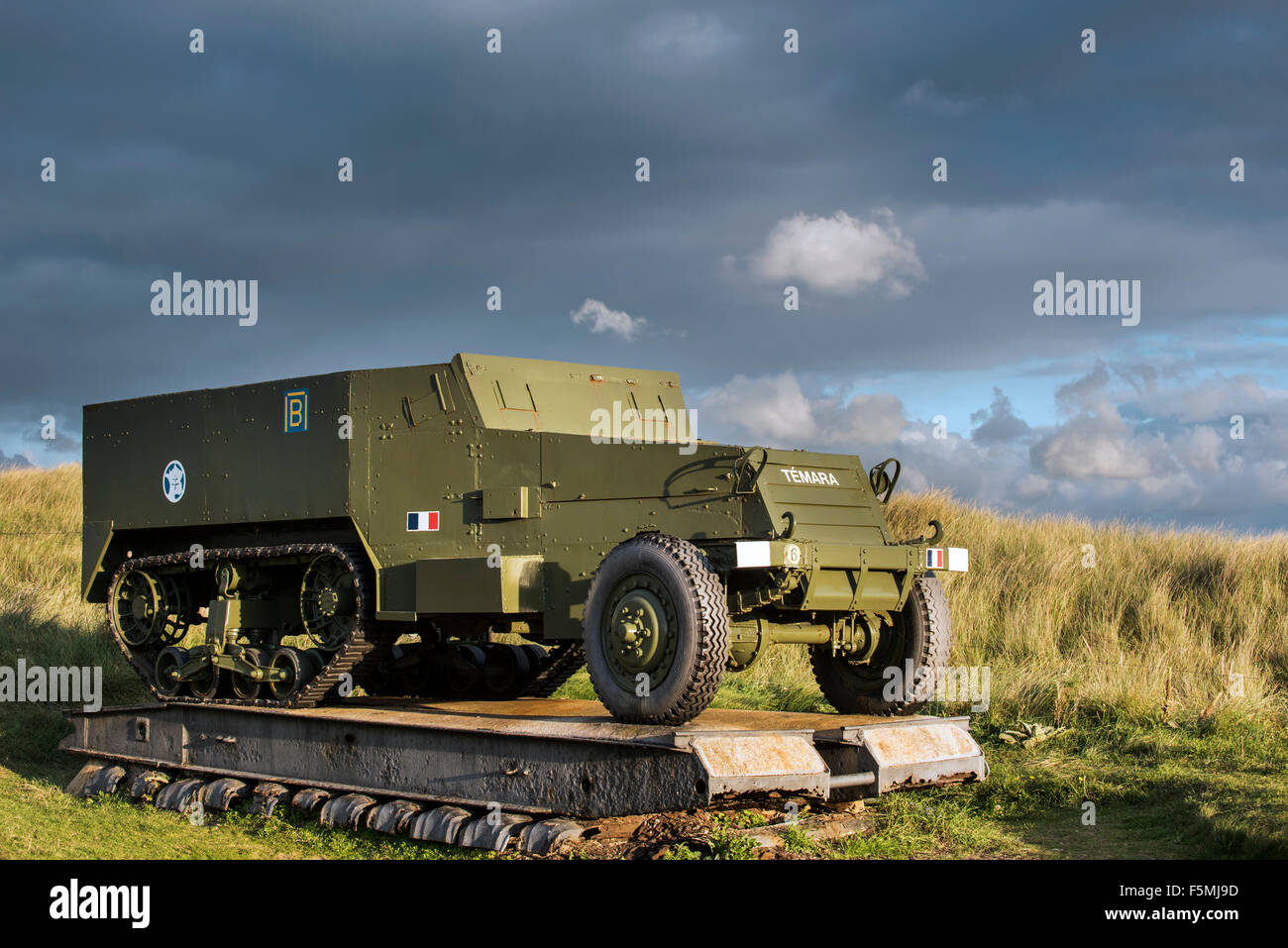 Day us military half track Banque de photographies et d’images à haute ...