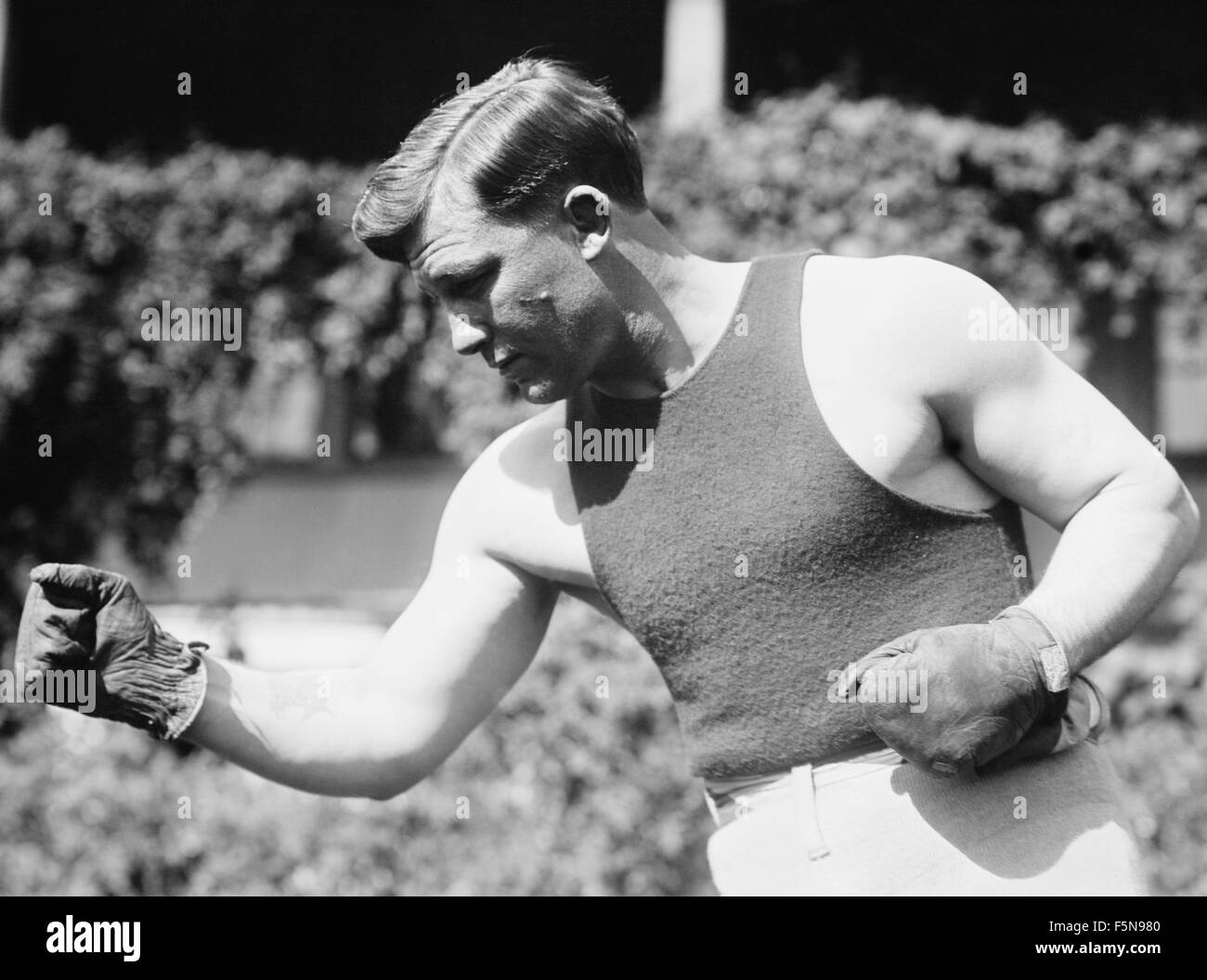 Leading heavyweight boxer Banque de photographies et d’images à haute ...