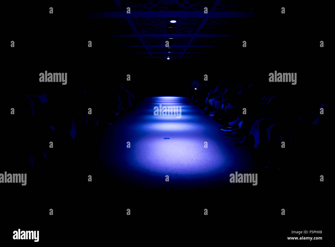 Podium vide Banque de photographies et d’images à haute résolution - Alamy